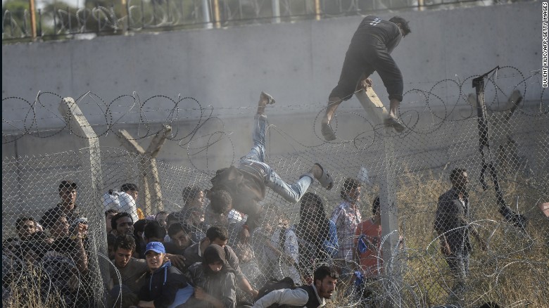 U S To Take At Least 10 000 More Syrian Refugees Cnnpolitics
