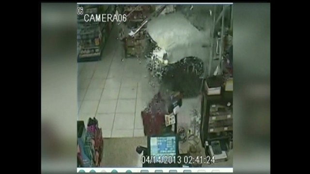 Thieves Drive Through Store Steal Atm Cnn Video