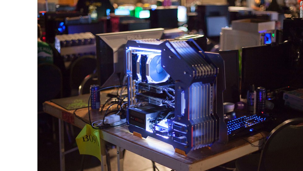 The coolest computers of QuakeCon - CNN