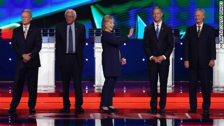 What body language says about the candidates - CNN Video