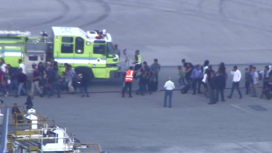Deadly Shooting At Fort Lauderdale Airport Cnn Video