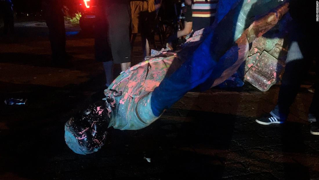 Virginia protesters tear down statue of Confederate President Jefferson ... Virginia protesters tear down statue of Confederate President Jefferson ...