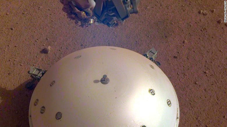 Marsquakes: NASA mission discovers that Mars is seismically active - CNN Marsquakes: NASA mission discovers that Mars is seismically active - CNN