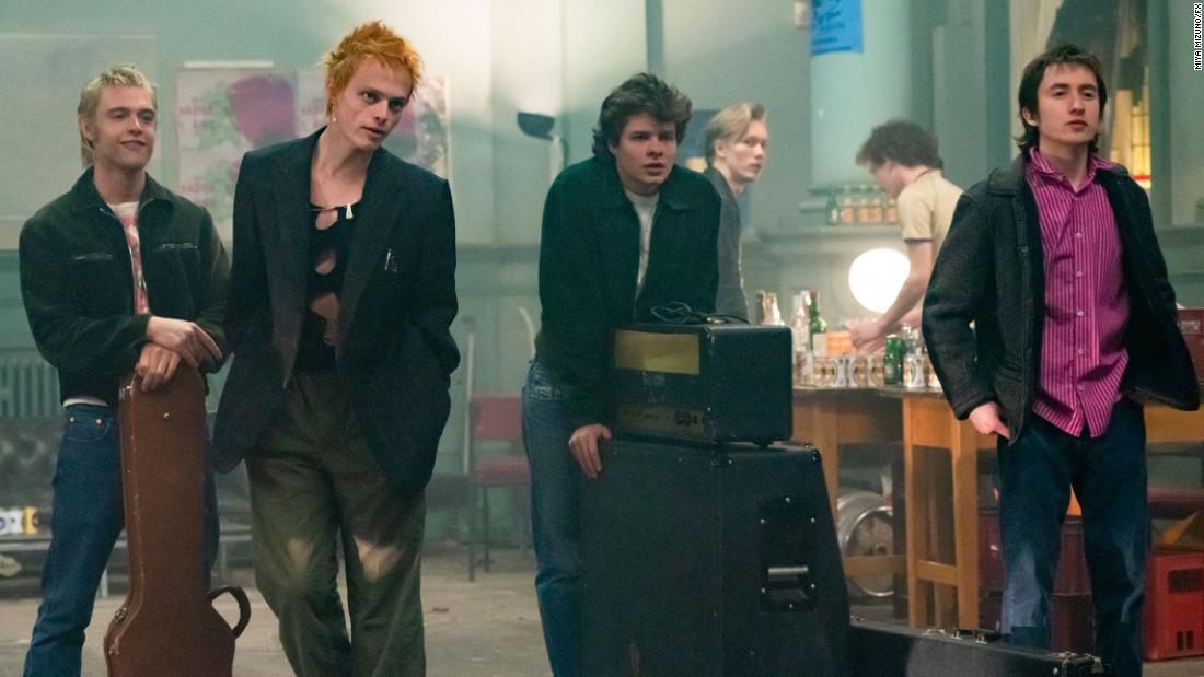 Pistol Review The Sex Pistols Story Gets Told In A Hulu Series Based